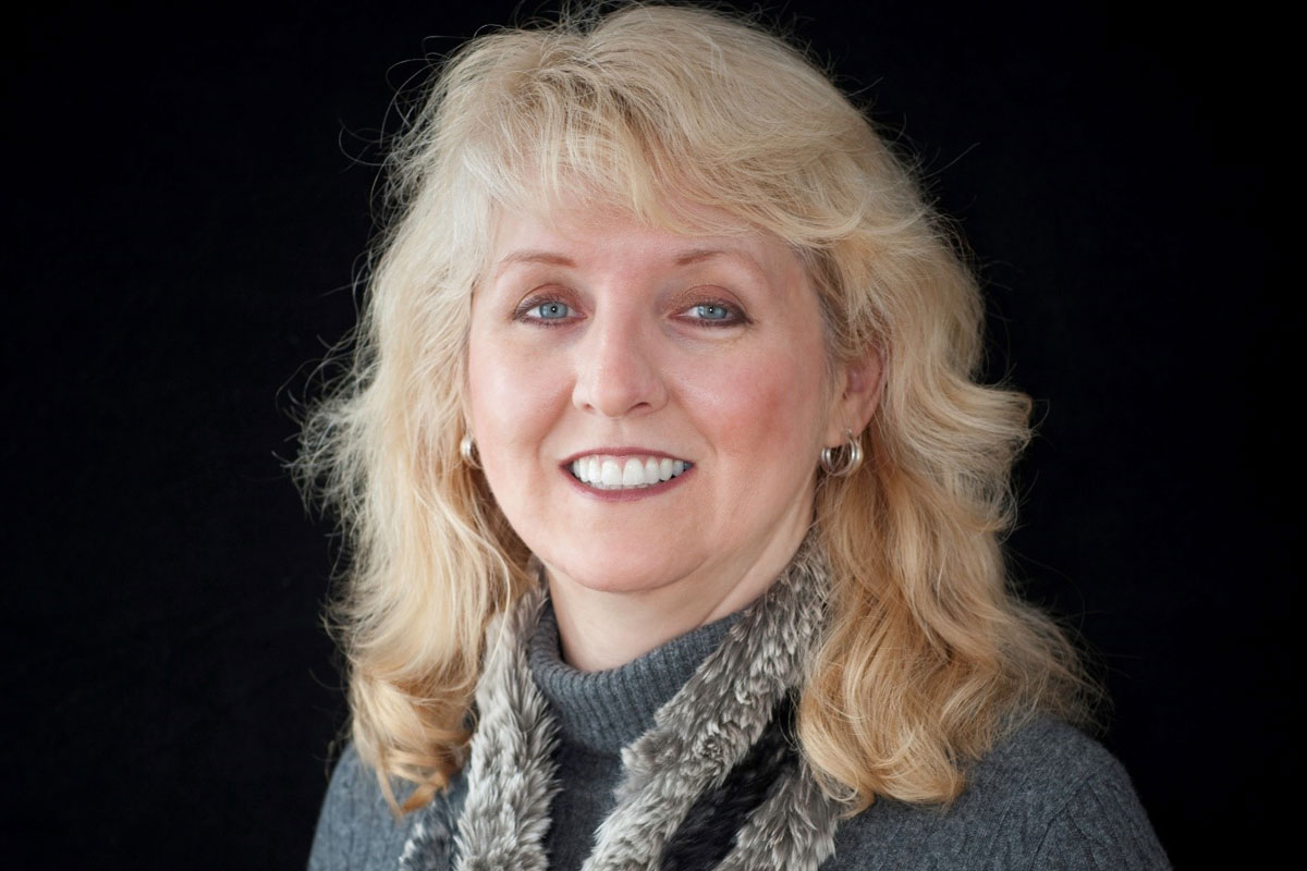 A Northwest Indiana Life in the Spotlight: Michelle Golden - GreatNews.Life